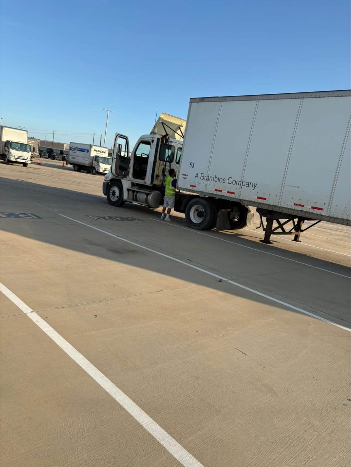 Yard Management Services in Arlington Texas - Zelo Express